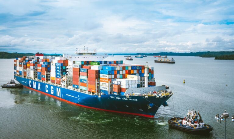 A Simple Guide to Shipping Large Objects Internationally - Universal ...